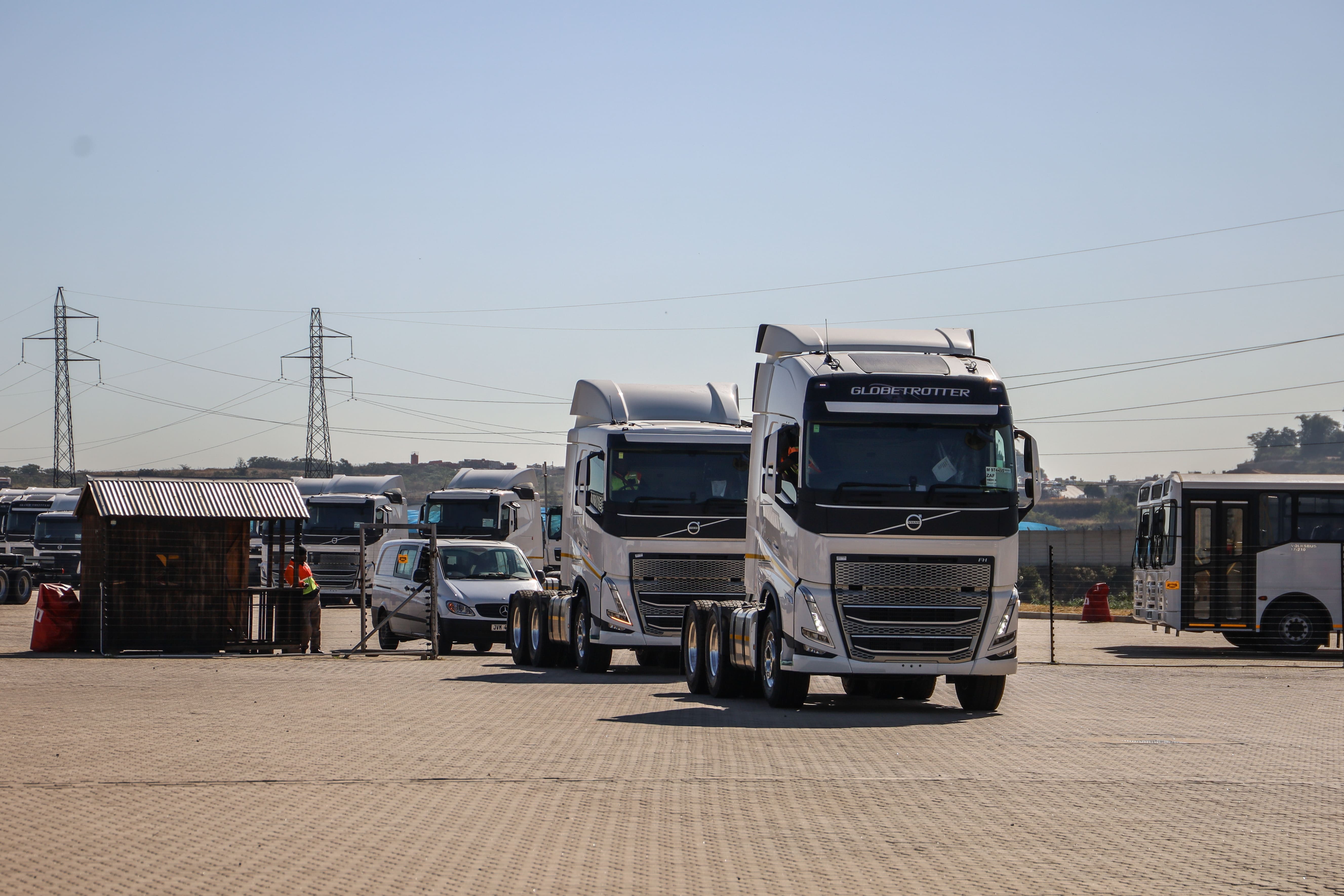 Media | Commercial Vehicle Logistics | OneLogix Trucklogix