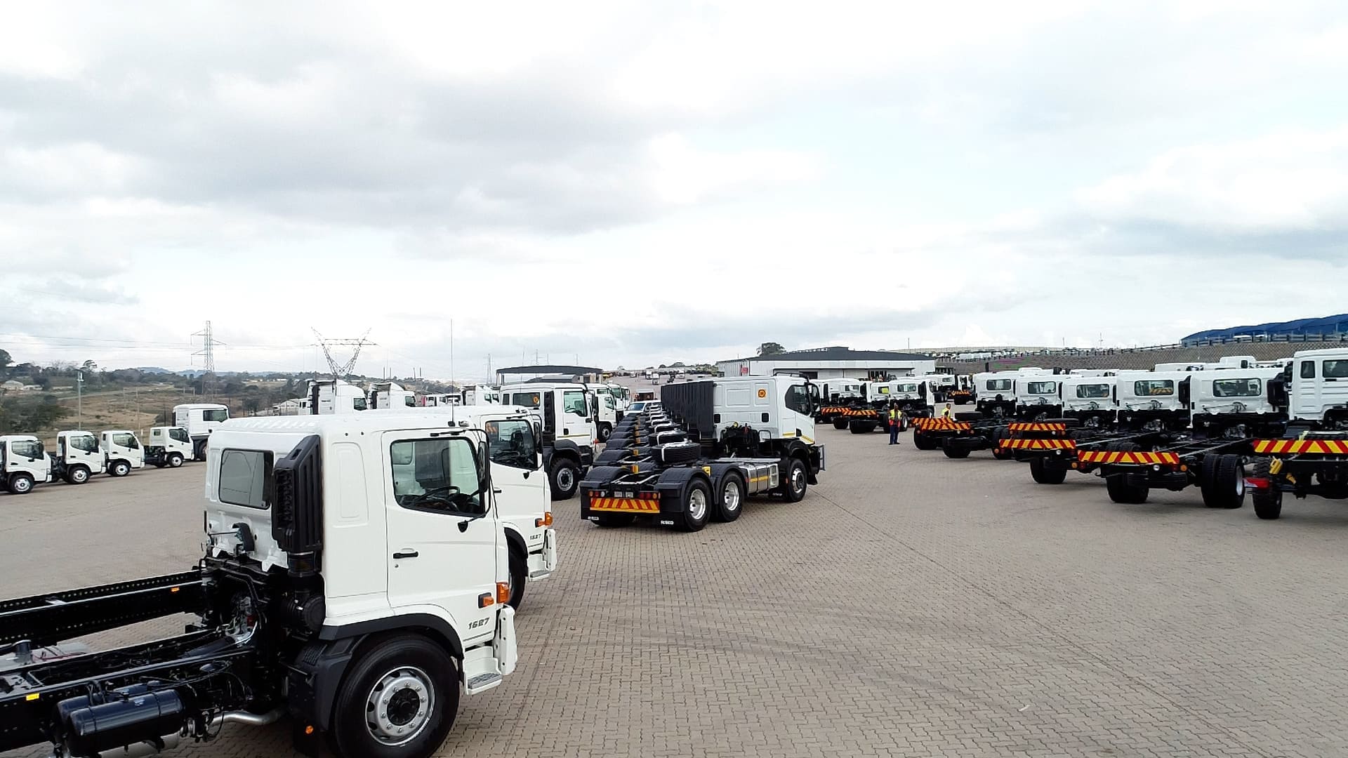 Media | Commercial Vehicle Logistics | OneLogix Trucklogix